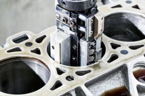 Honen – Peetsch GmbH – Zerspanungstechnik & Motortechnik – Freiburg